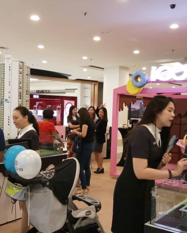 Index of /wp-content/uploads/spotlight-insta